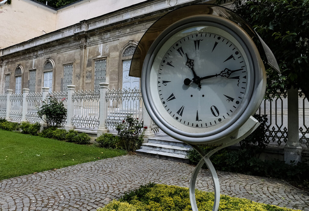 Dolmabahçe Clock Museum History, Exhibits, Entrance Fee, and Visiting ...
